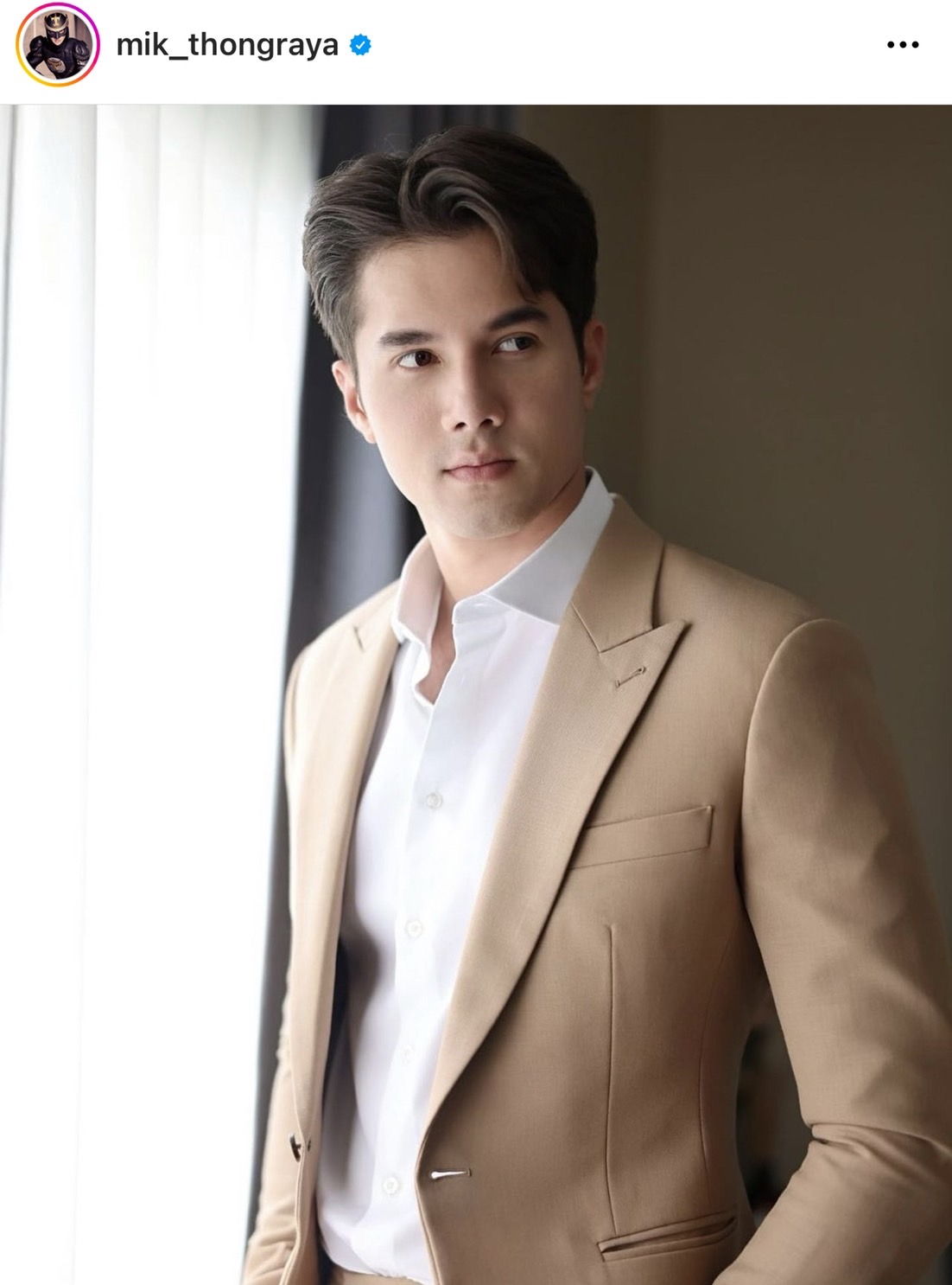 "มิกค์ ทองระย้า" ออกสเต็ปอวดเอวพริ้ว ซิกแพคแน่น!! นางเอกดังโผล่แซว